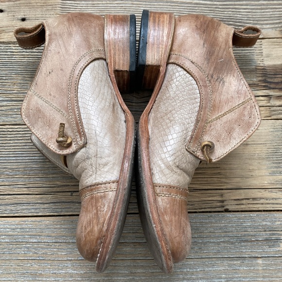 Freebird by Steven | Shoes | Freebird By Steven Mabel Taupe Leather Snakeskin Oxford Loafer Size ...